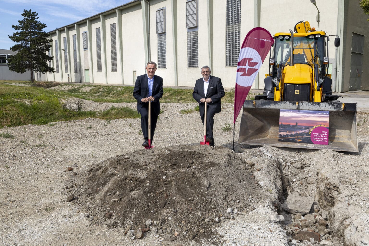 Der Riesen-Trafo kommt - Wiener Netze Blog